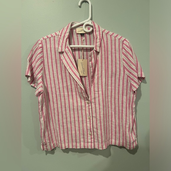 Universal Thread | Tops | Universal Thread Shirt | Poshmark